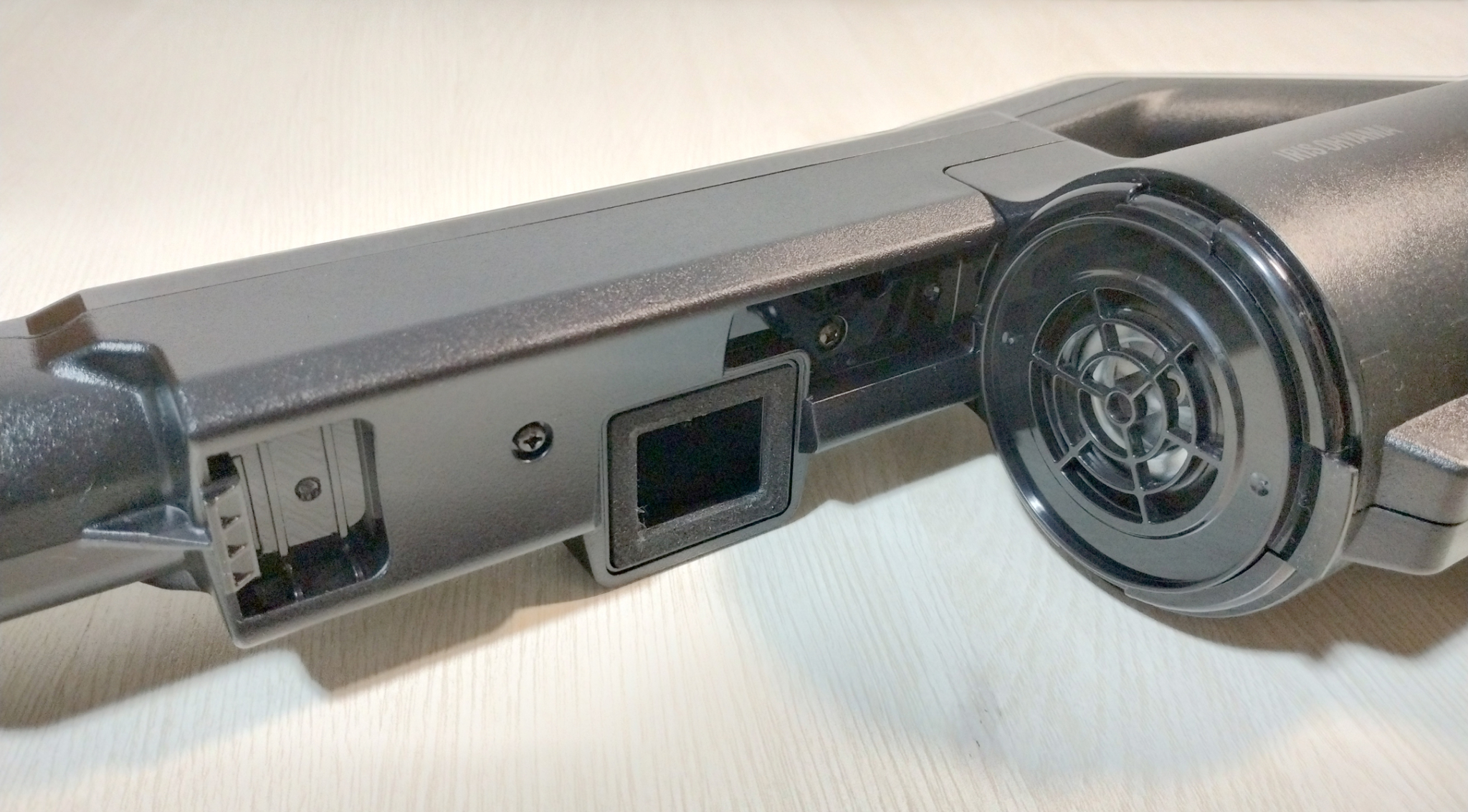 アイリスオーヤマSCD-184P実機口コミレビュー！吸引力は？183Pとの違いは充電スタンド | THE白物家電